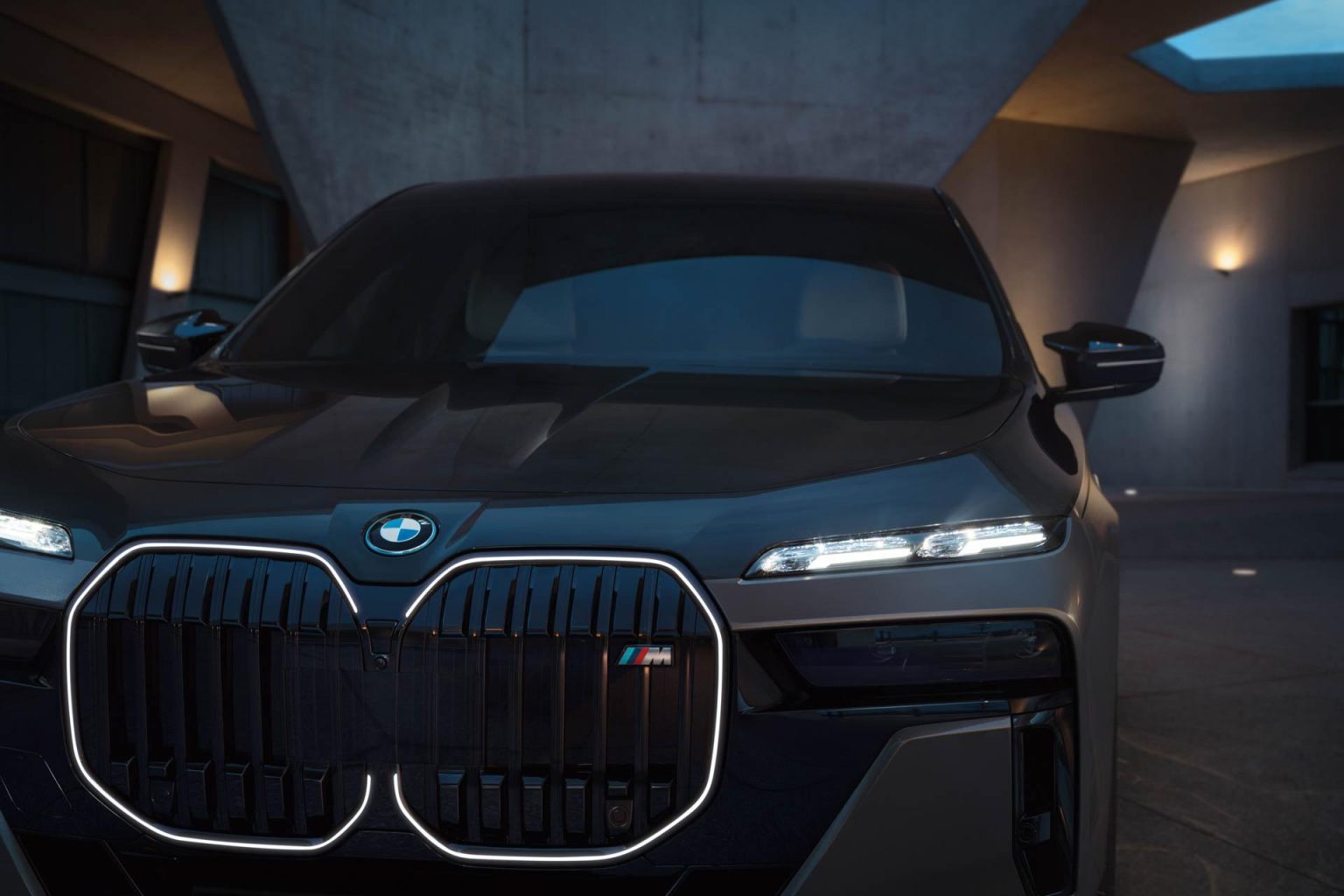 BMW M760Le - CEVAUTO